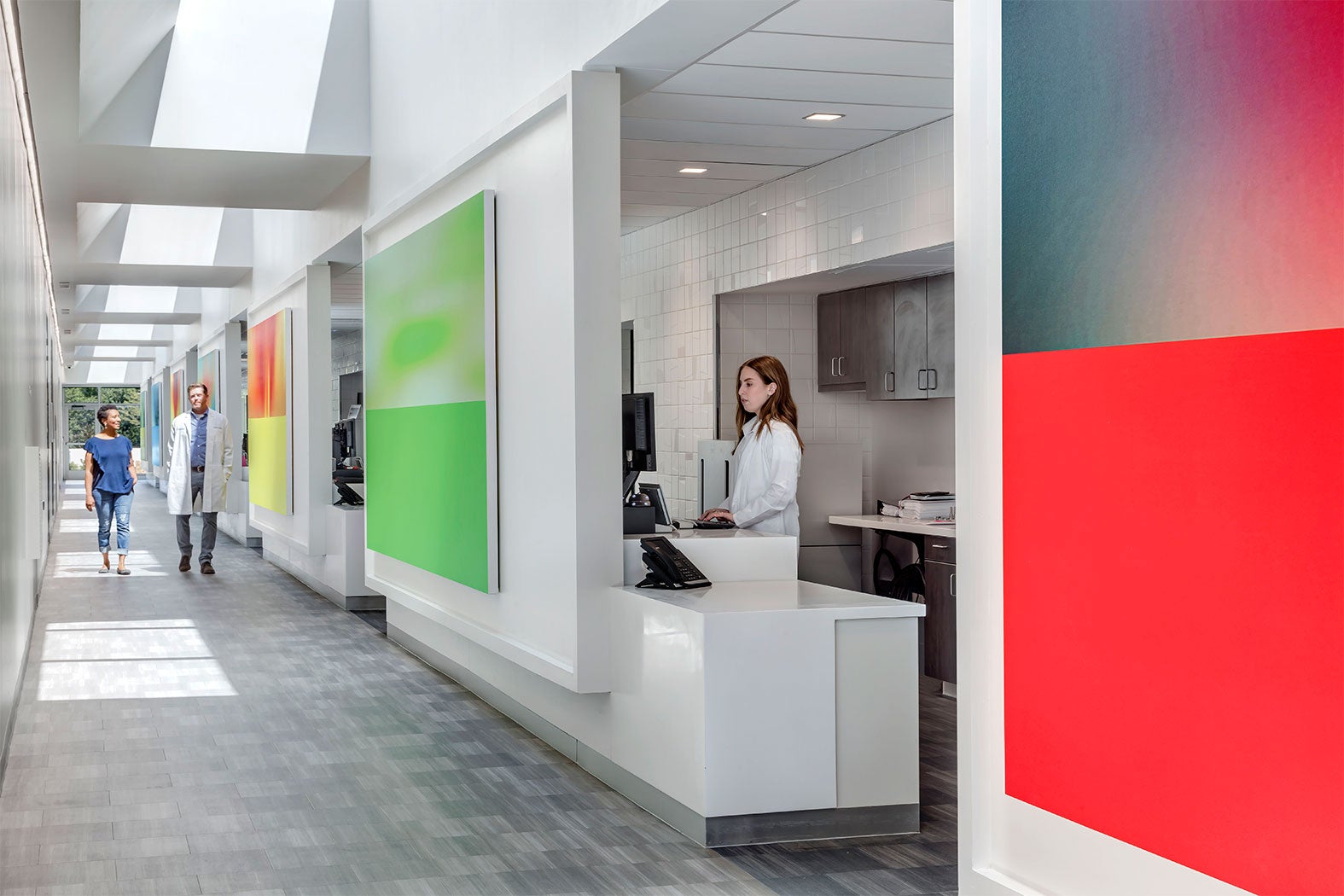 UT Southwestern Medical Center opens radiation oncology facility | HFM ...